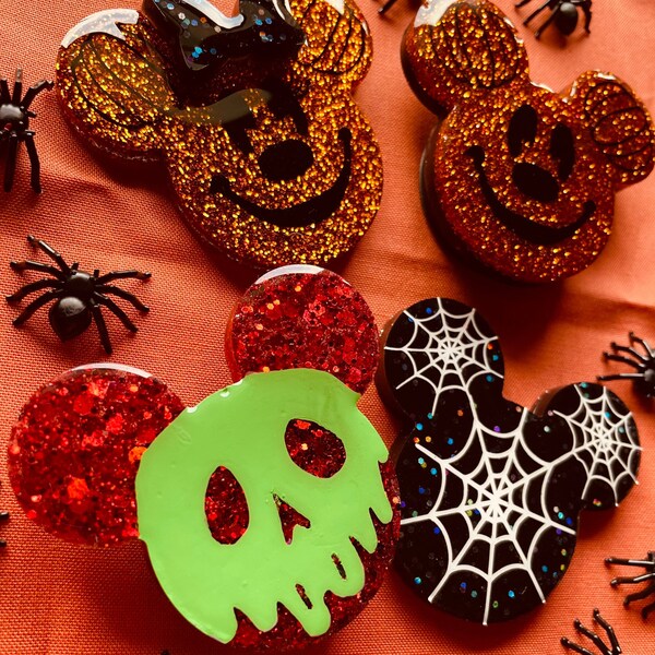 Mickey Mouse Halloween Keychain - Etsy