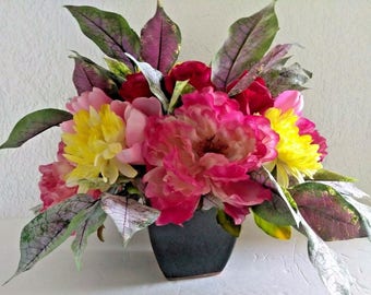 Silk flower arrangement | Etsy