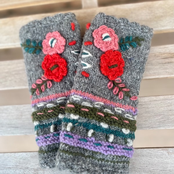 Embroidered Gloves - Etsy