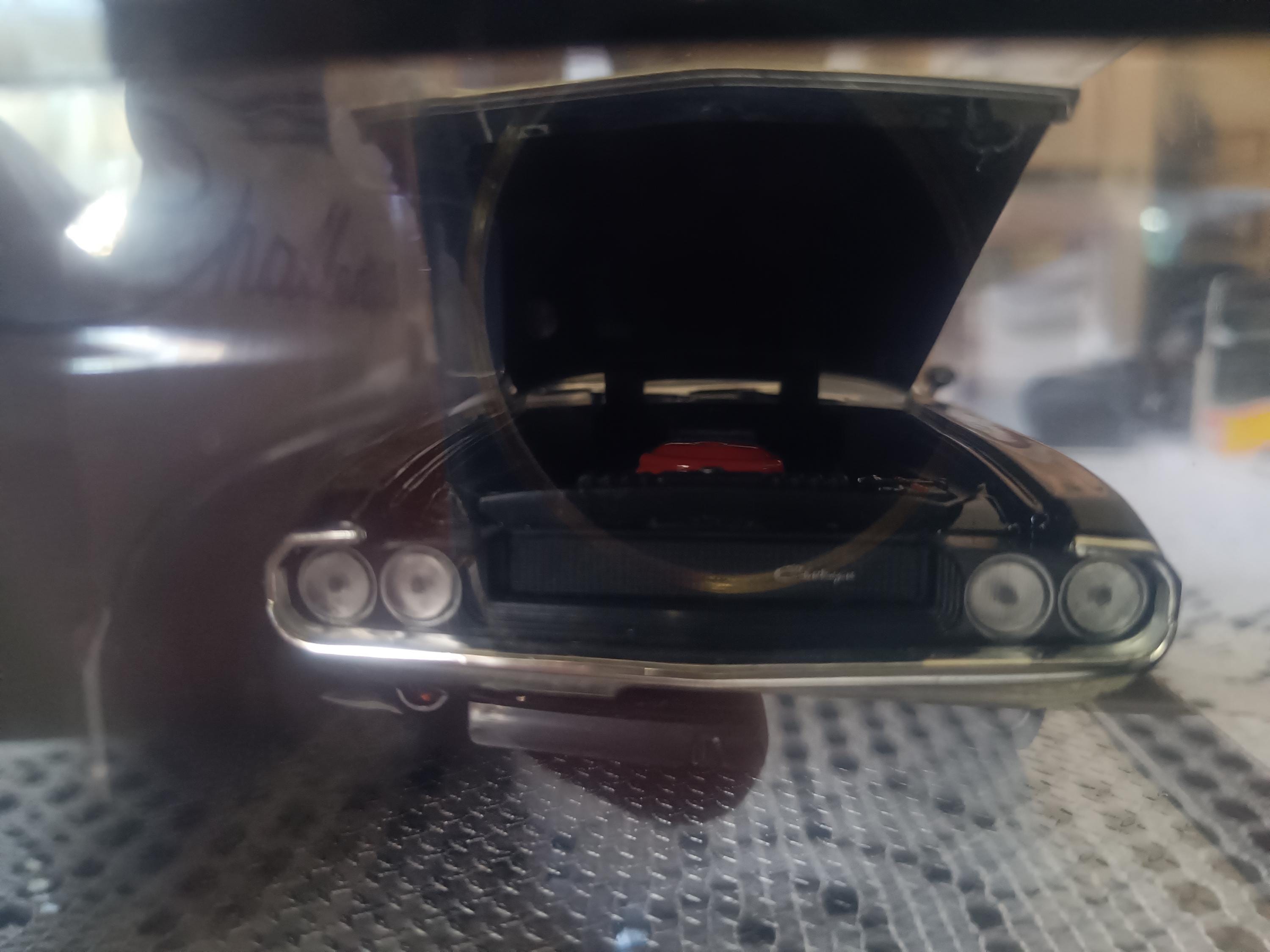 M2 Machines, 1970 Dodge Challenger T/A, 1:24 Scale Limited Edition ...
