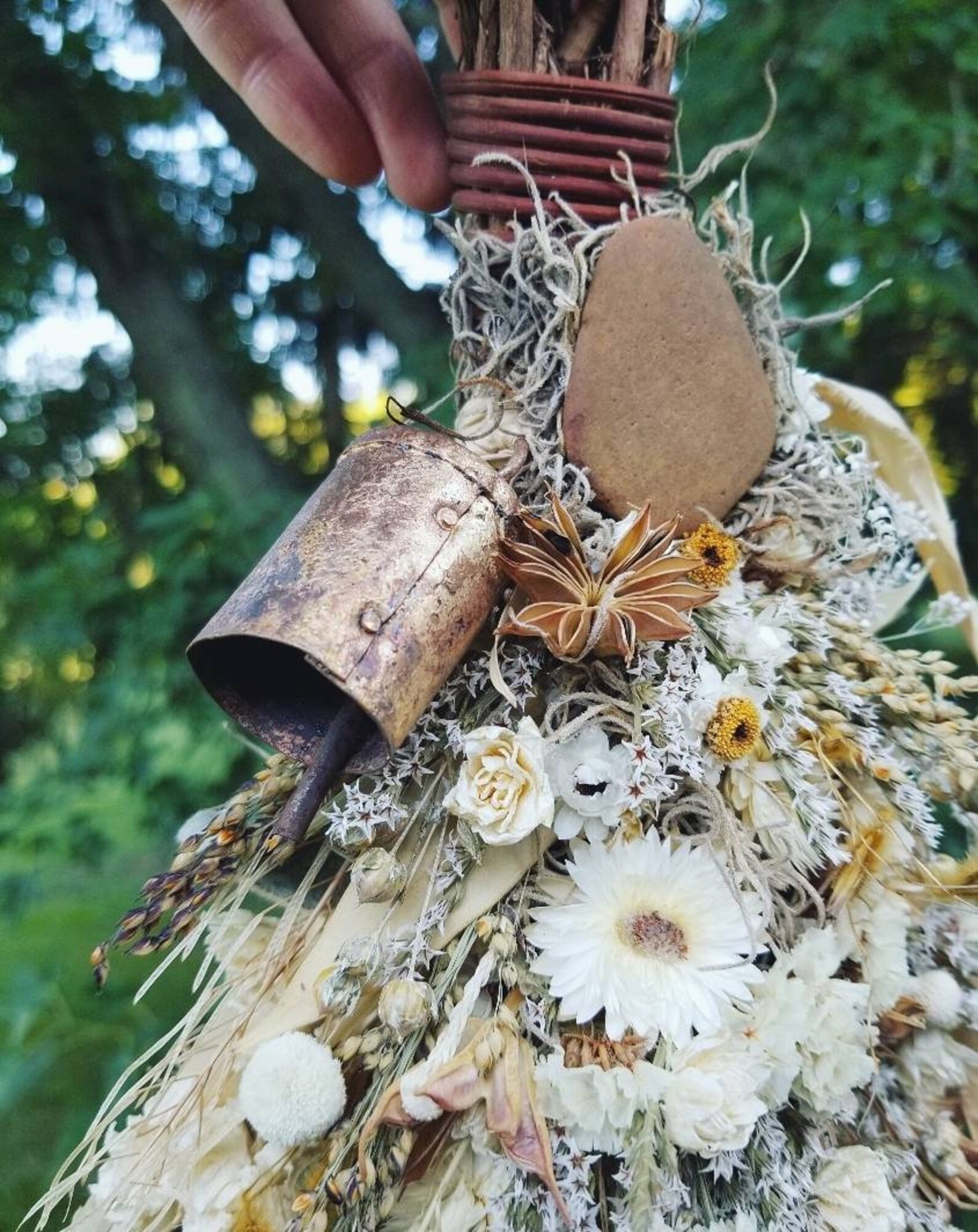 Witch Broom. Floral Broom. Altar Broom Witch Besom. Floral - Etsy