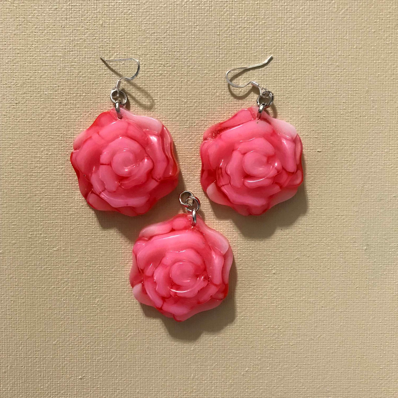 Resin Cast Rose Earring and Necklace Set - Etsy