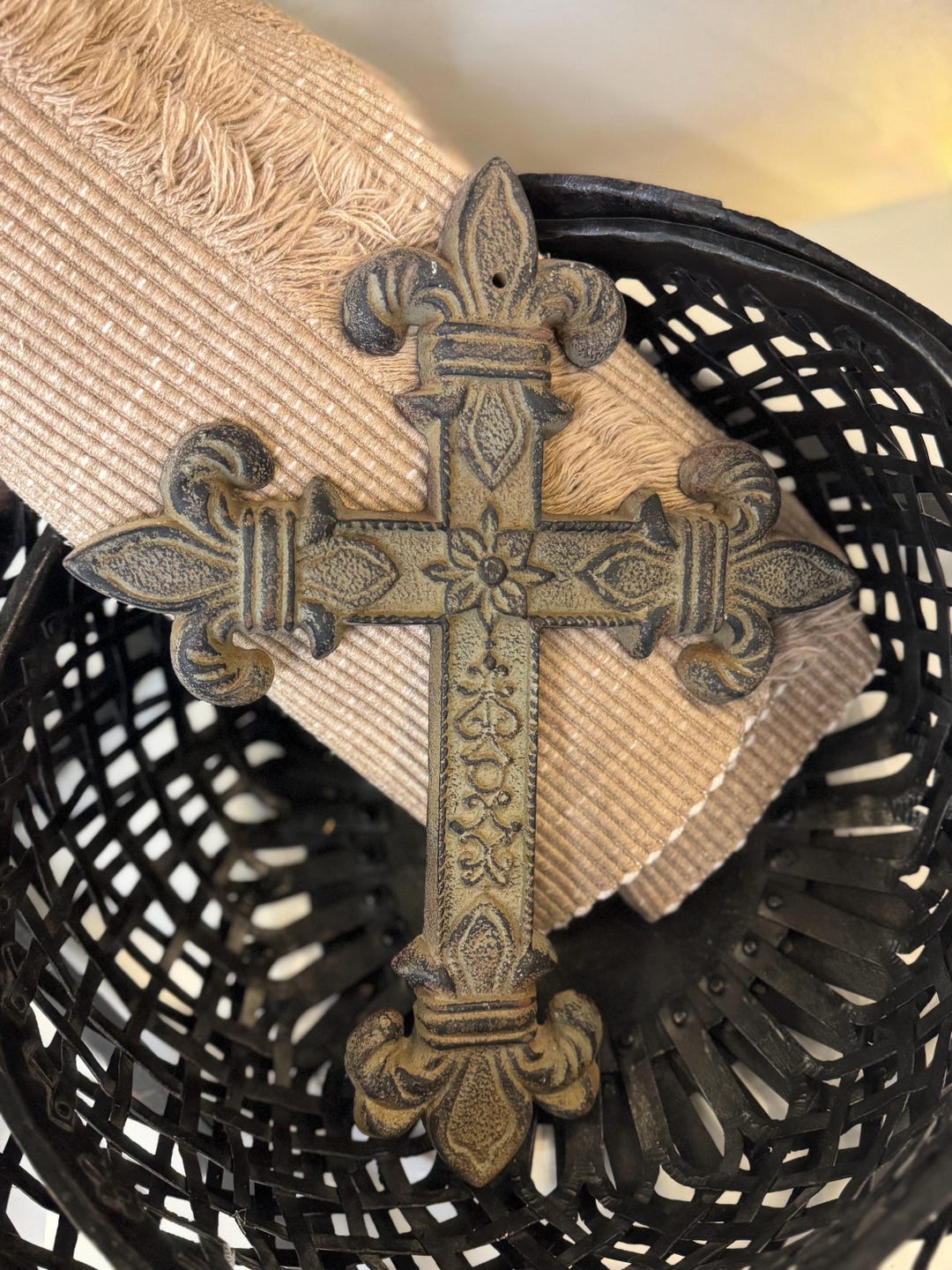 Aged Iron Cross | Fleur De Lis Design | Vintage Patina | Wall Art ...