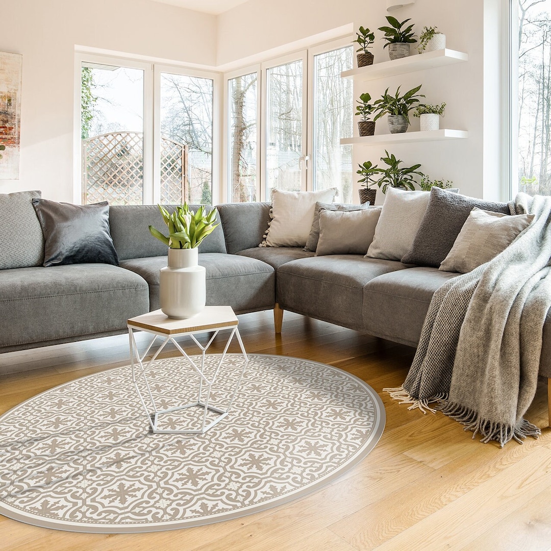 Round Vinyl Floor Mat With Beige With Cream Tiles Design. Livingroom ...
