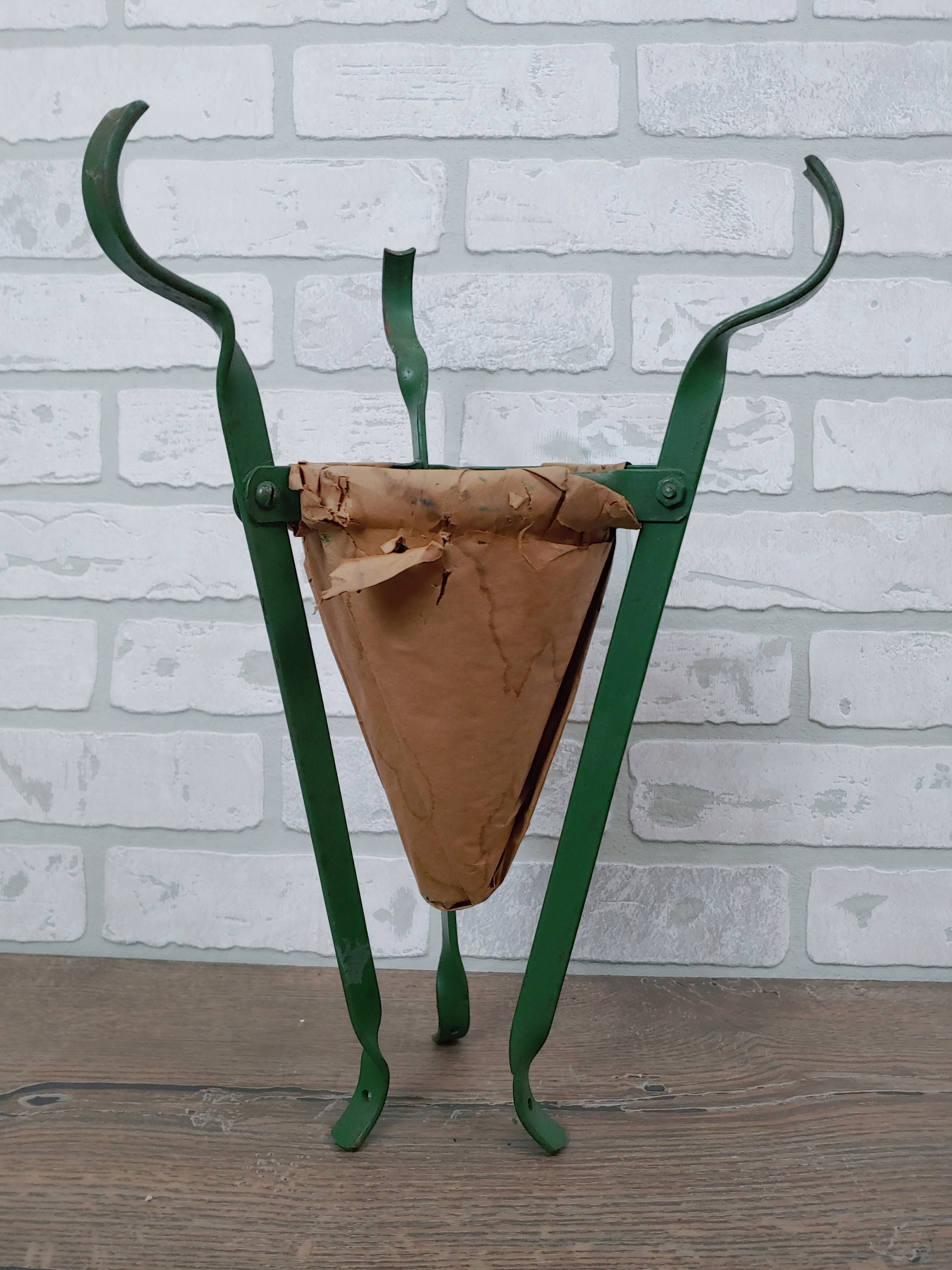 Vintage Green Adjustable Clamp Style Christmas Tree Stand - Etsy Ireland