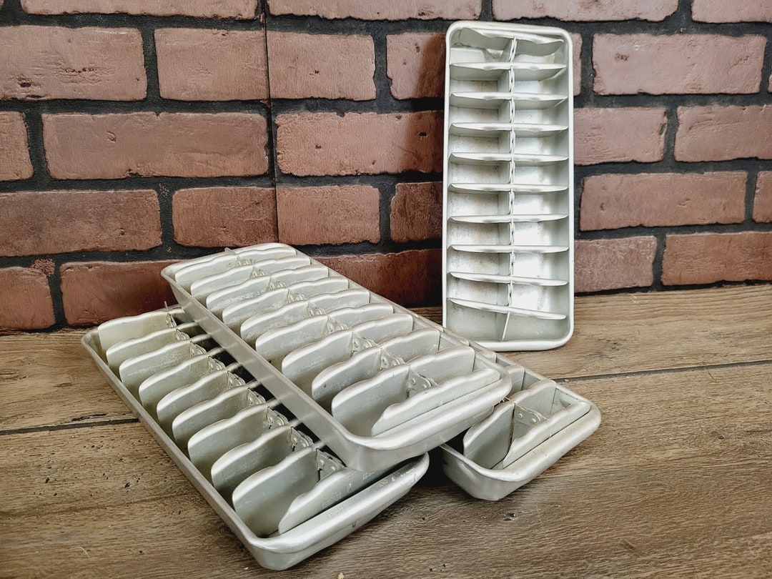 Set of 4 Aluminum Vintage Ice Cube Trays - Etsy