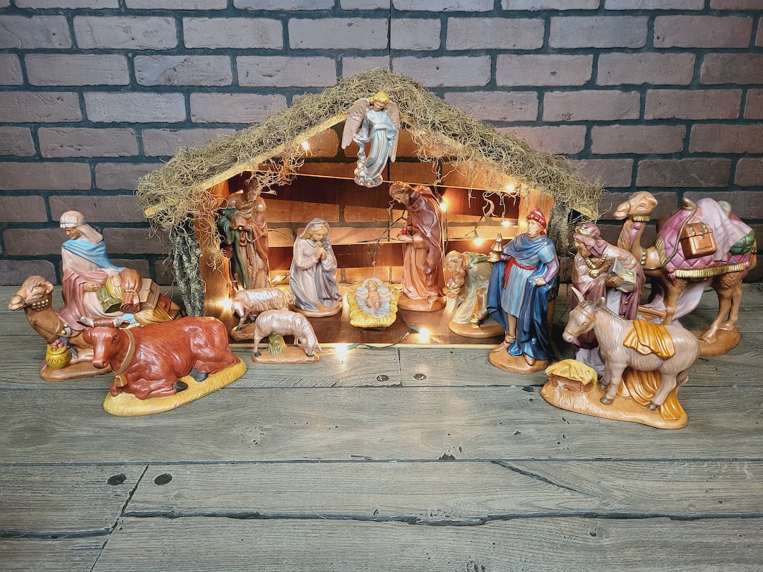 Atlantic Mold Nativity Set