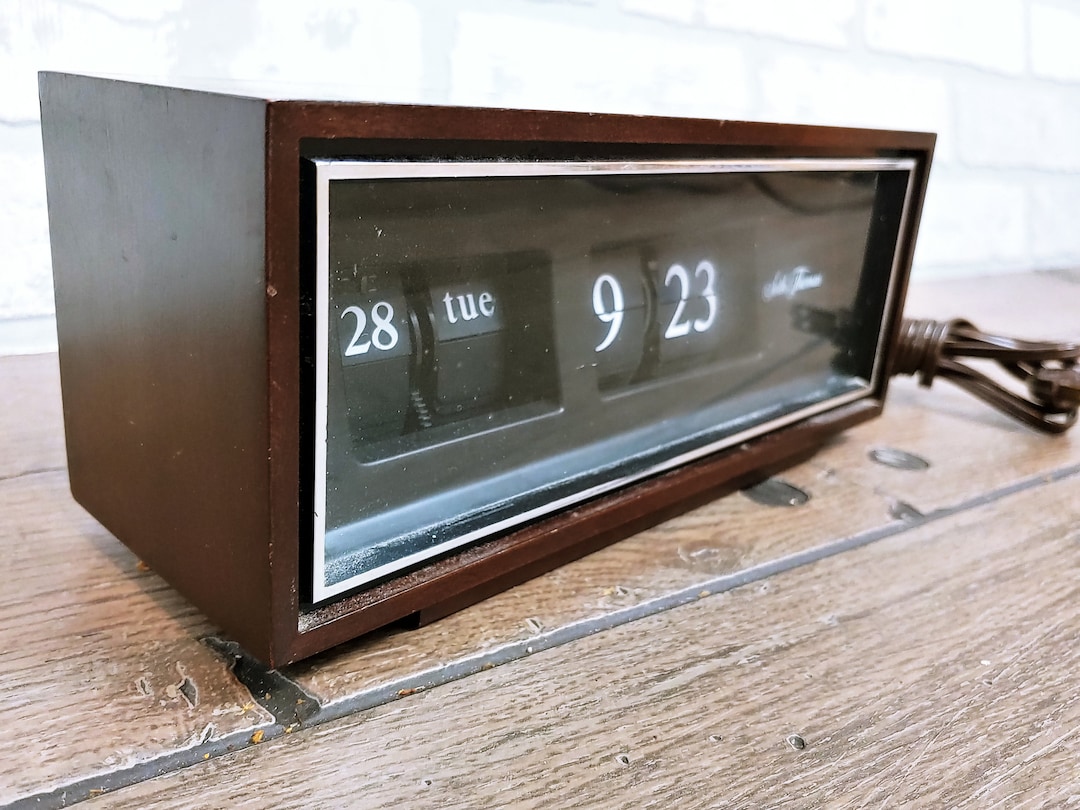 Seth Thomas Faux Wood Flip Clock Model 821-000 - Etsy
