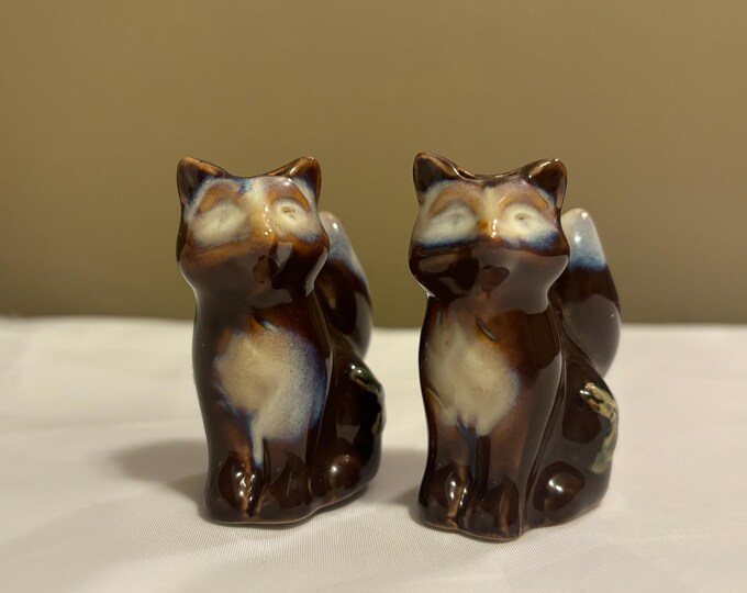 Ceramic Fox Salt & Pepper Shakers - Etsy