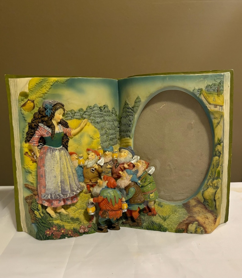 Snow White & Seven Dwarfs 3D Storybook Photo Frame - Etsy