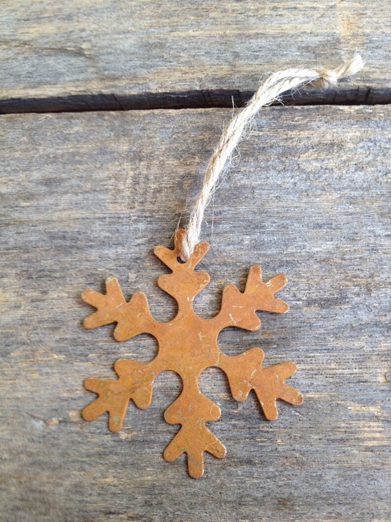Rusty Tin Snowflake. Package of 2. Primitive Tin Snowflake - Etsy