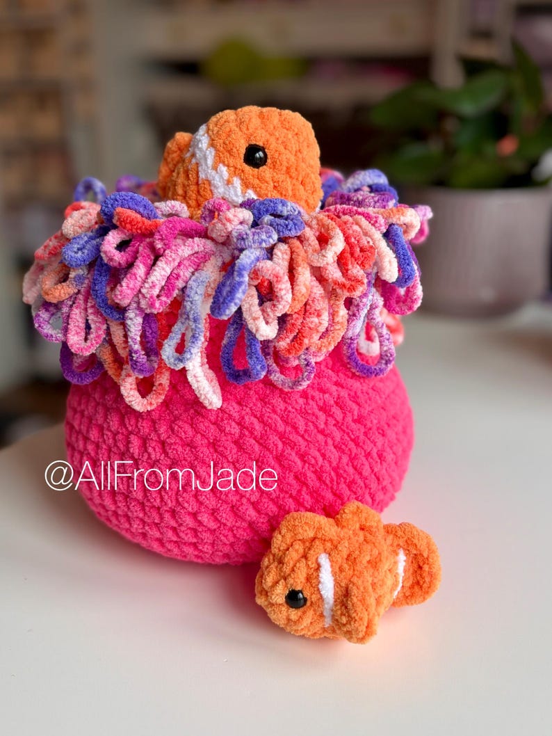 NO-SEW Crochet PATTERN: the Anemone Hideaway (english/french ...