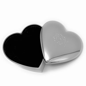 Monogram 3 Letter Heart Jewelry Box Engraved With Center Letter Larger ...