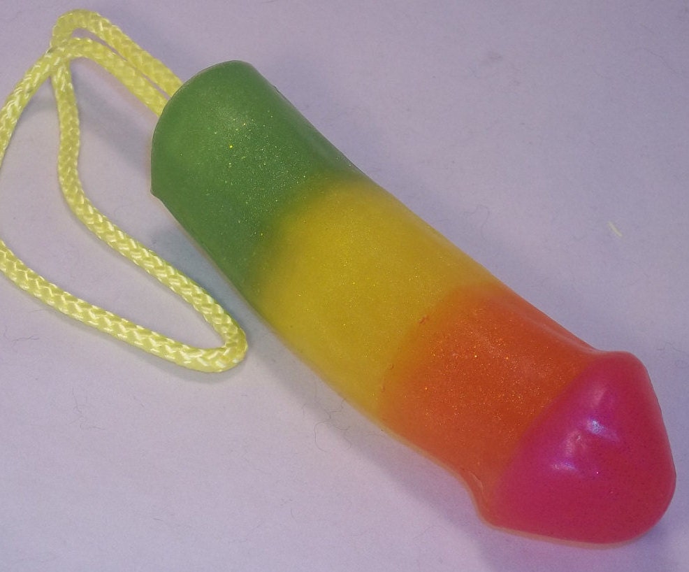 Juicy, Dick-shaped Soap-on-a-rope in Fresh Scents of Lime, Lemon ...