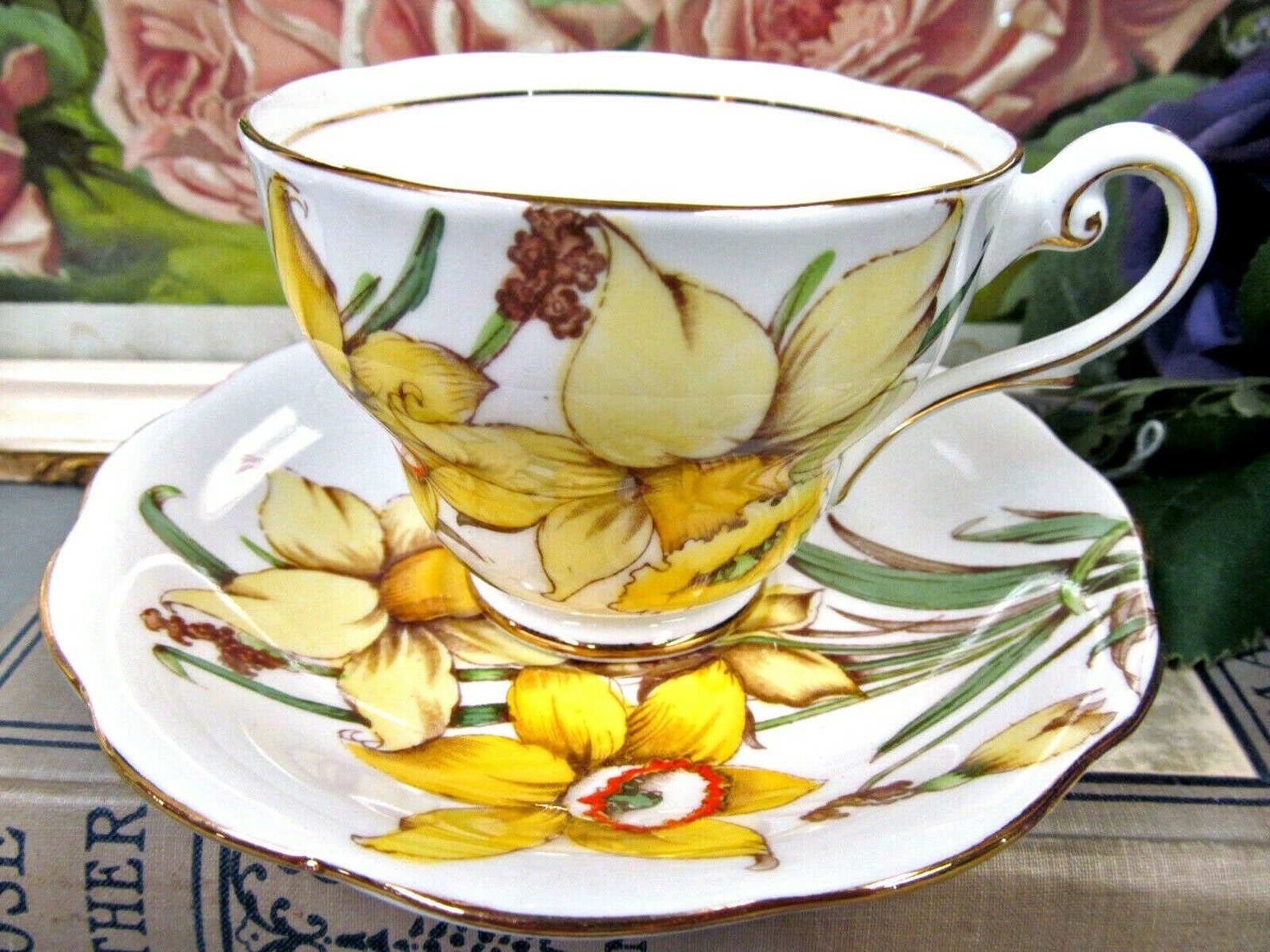 ROYAL STANDARD Tea Cup and Saucer Golden Gleam Pattern Teacup - Etsy