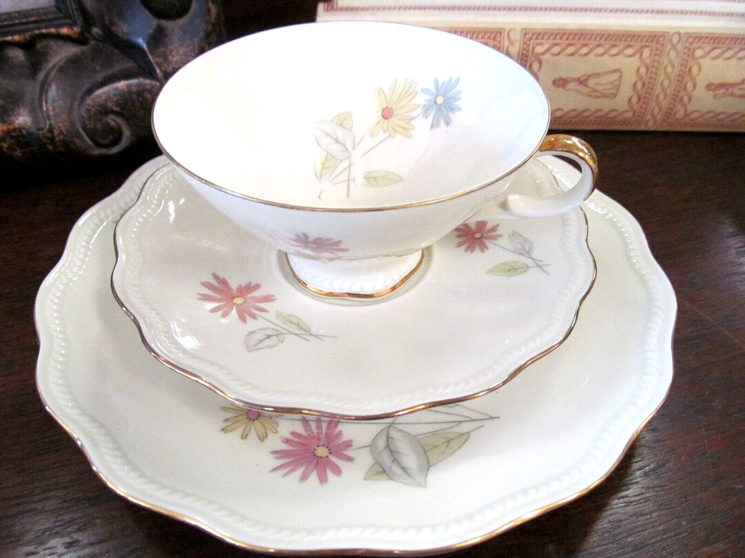Bavaria Germany Tea Cup and Saucer Trio Floral & Gold Gilt Teacup ...