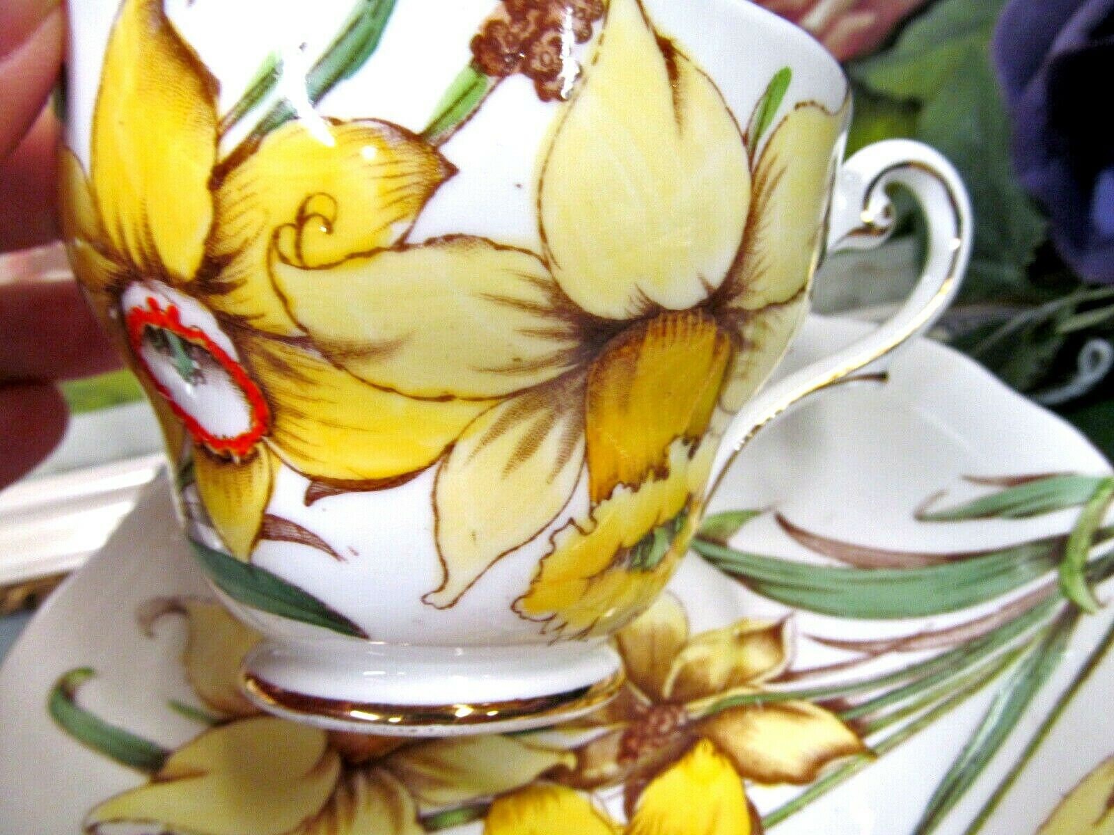 ROYAL STANDARD tea cup and saucer Golden Gleam pattern teacup | Etsy