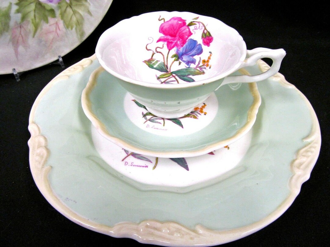 George Jones Tea Cup and Saucer Trio Painted Artist Signed Sweet Pea ...