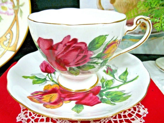 Roses in a Round Teacup Art & Collectibles Art Objects Sculpture etna ...