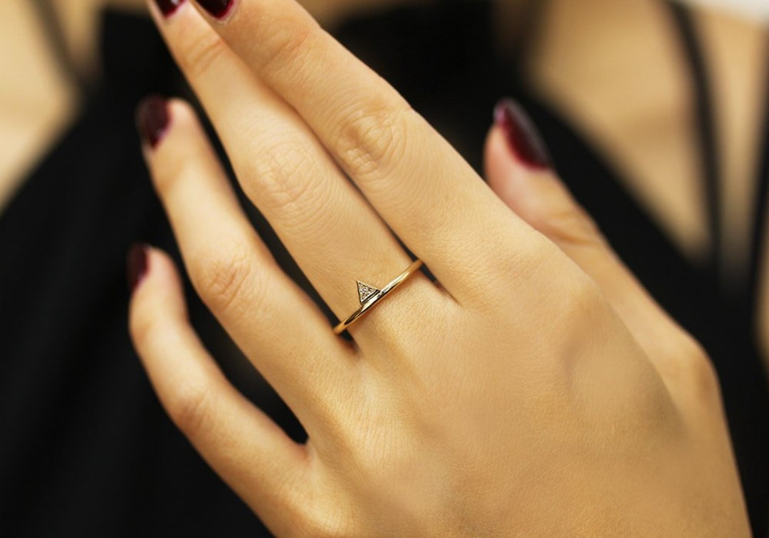 Triangle Trillion Cut 0.07ct Diamond Ring, Simple Bezel Setting Diamond ...