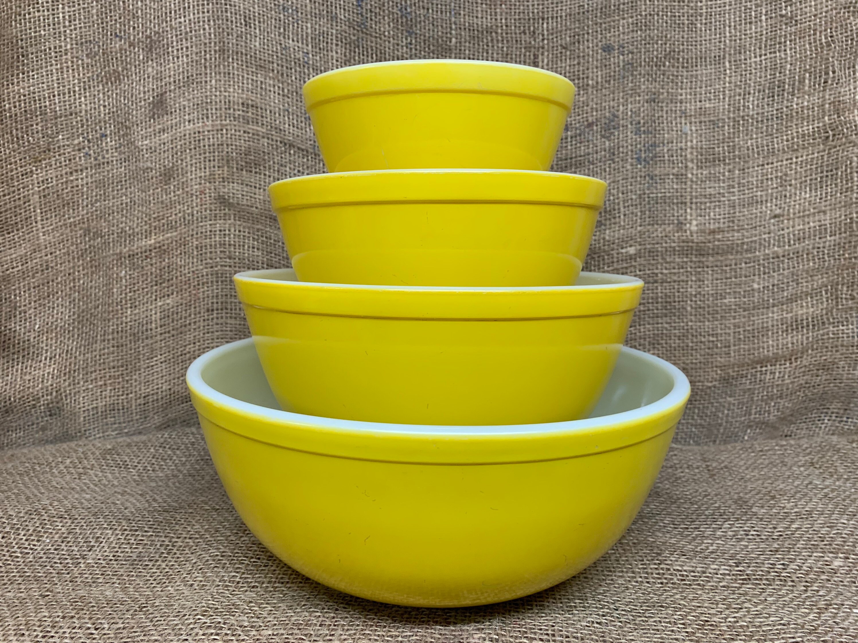 FULL SET Vintage Pyrex Bright Yellow Mixing Bowl Set | Etsy