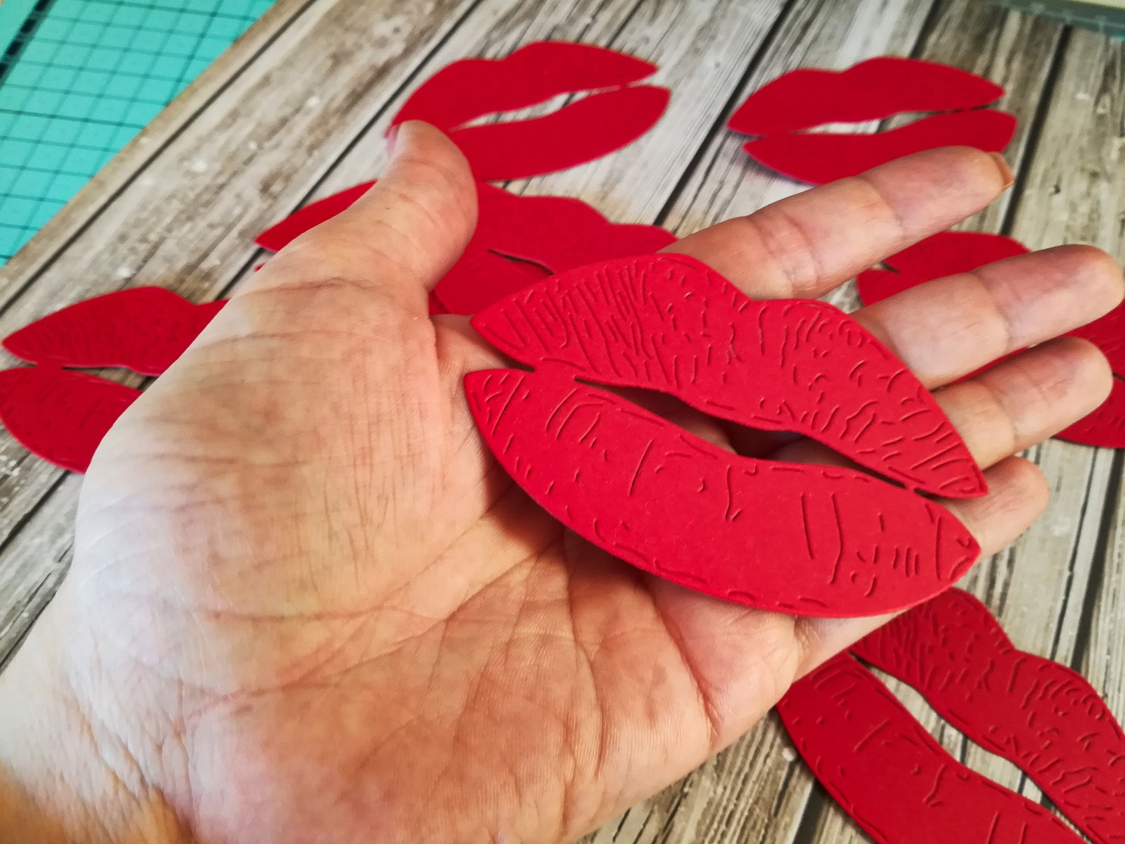 Paper Lips Die Cuts Paper Lips Cutouts Paper Lips Paper Die Cut 20 ...