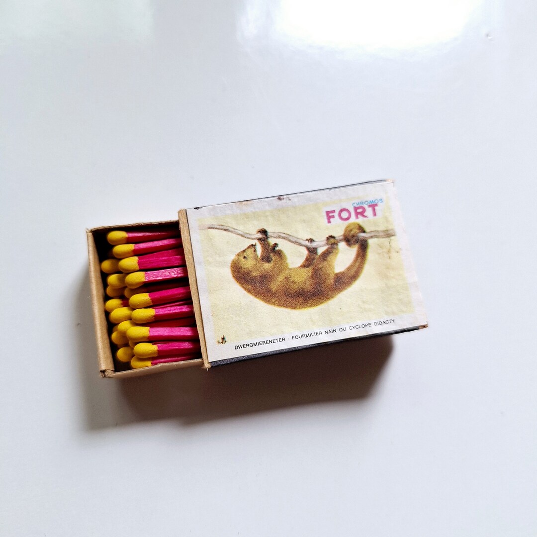 Vintage Matchbox From Belgium, Original, Unused, Matches Inside, Red ...