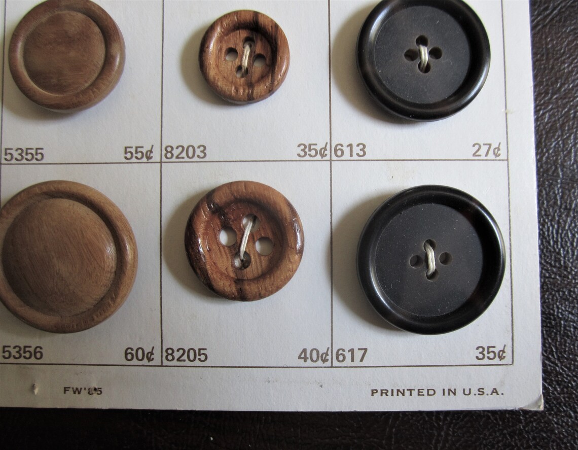 Vintage Button Display Card Wood and Plastic Vintage Buttons | Etsy