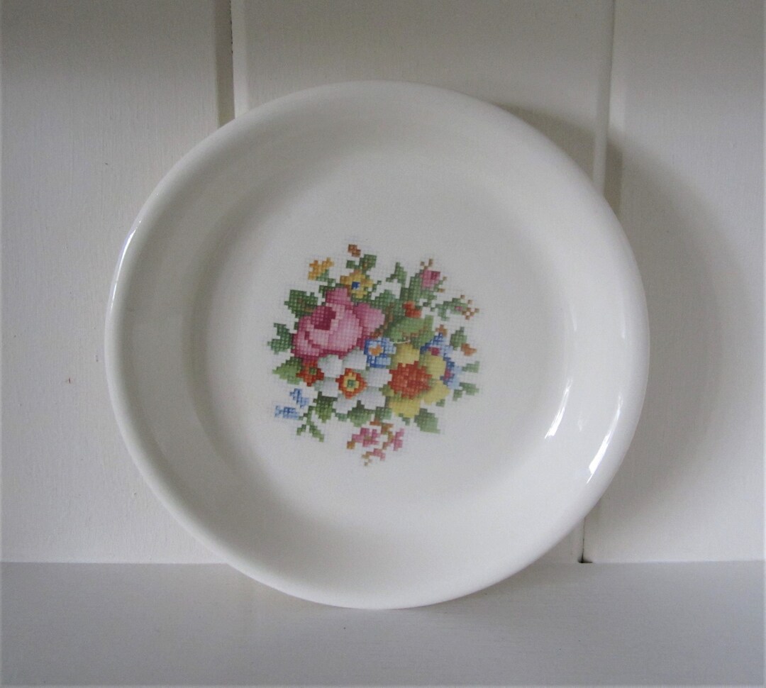 Vintage Petit Point Floral Pie Plate Baking Dish - Bake-rite - Pattern ...