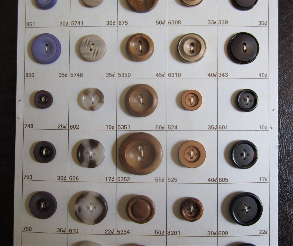 Vintage Button Display Card Wood and Plastic Vintage Buttons | Etsy