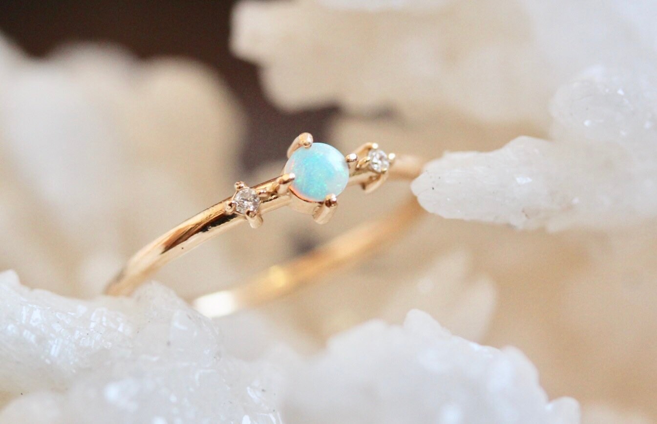 14K Opal Moonlight Drive Ring