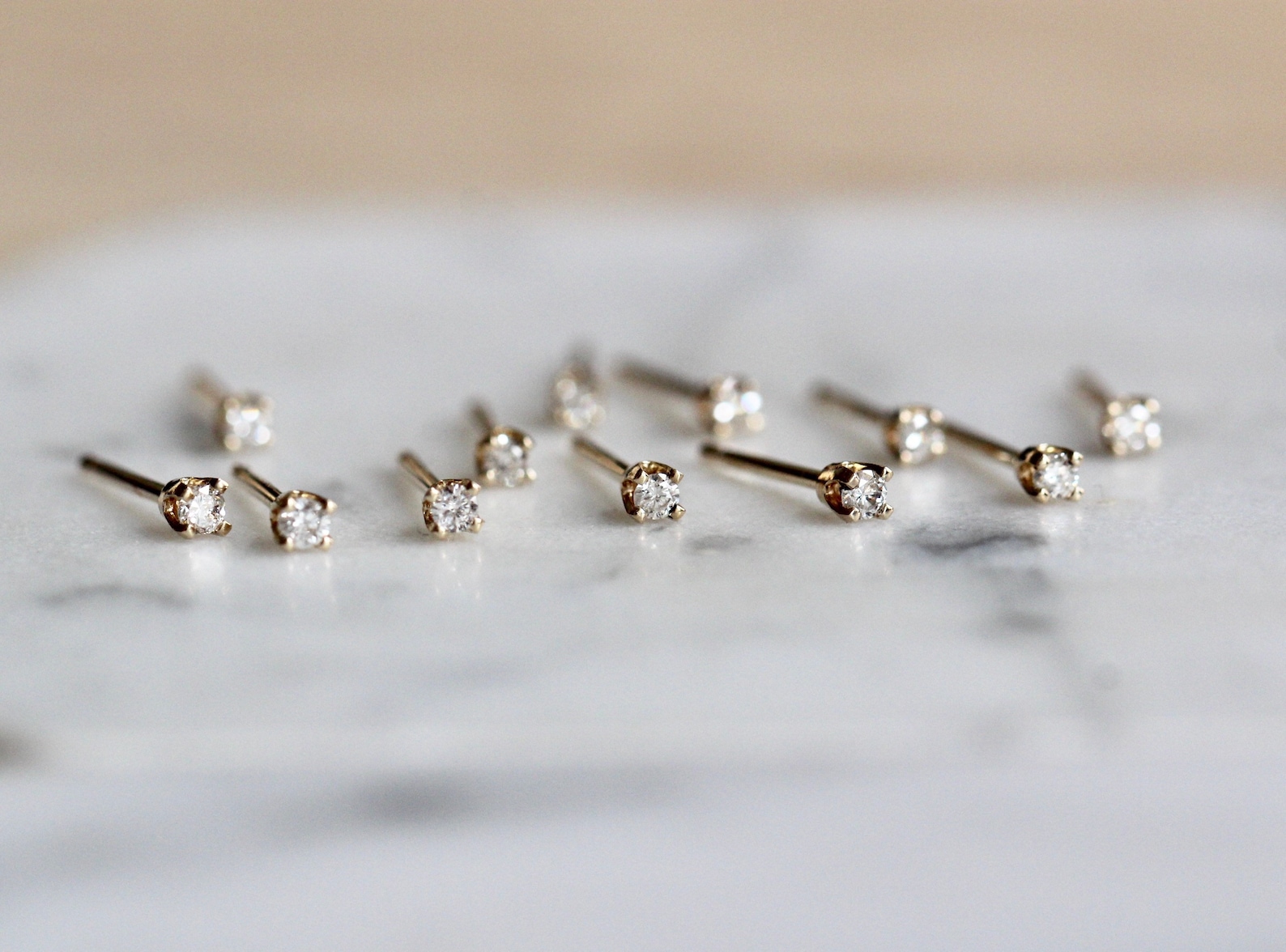 14K Gold Tiny Diamond Studs Diamond Earrings Diamond Studs - Etsy Canada