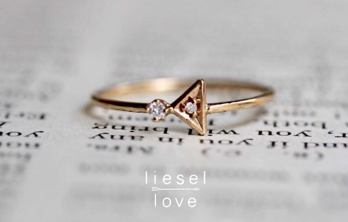 14K Gold Diamond Arrow Ring arrow Points Bling - Etsy