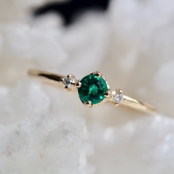 Greenstone Three Stone Engagement Ring - Etsy