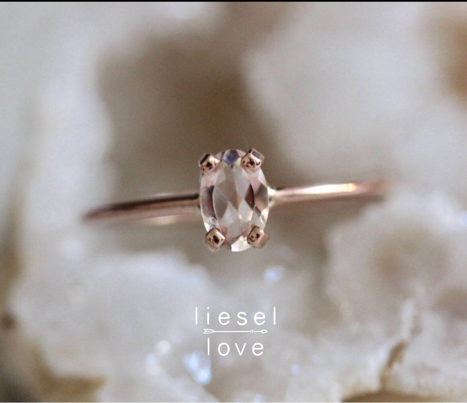 14K Gold Oval Morganite Ring make Me Blush Ring - Etsy