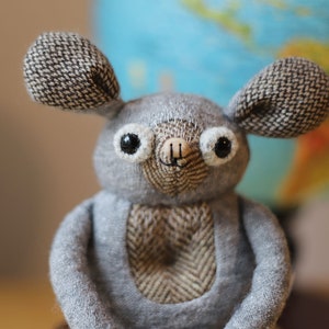 Muta Mutant SALOMON With Magnetic Paws Wool Design Toy Wild Animal ...