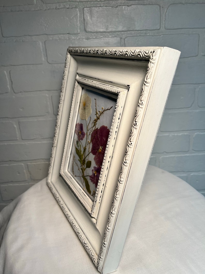 Hand Picked and Pressed Flowers in a Custom Hand Painted Frame - Etsy