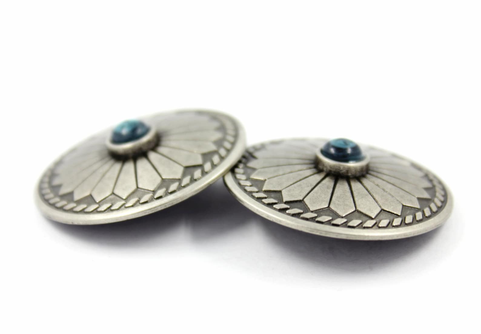 Flower Pattern Blue Turquoise Concho Style Gray Silver Metal Shank ...