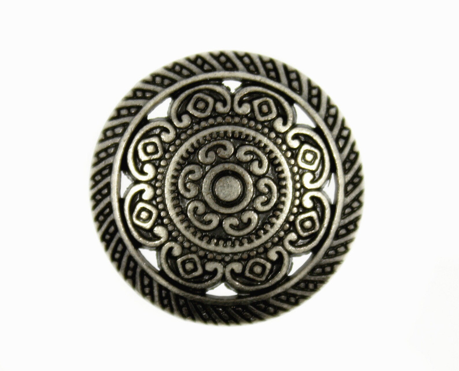 Metal Buttons - Metal Lacework Filigree Gray Silver Metal Shank Buttons ...