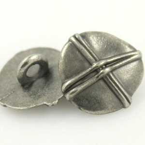 Metal Buttons - Looped Stone Metal Shank Buttons in Gray Silver Color ...
