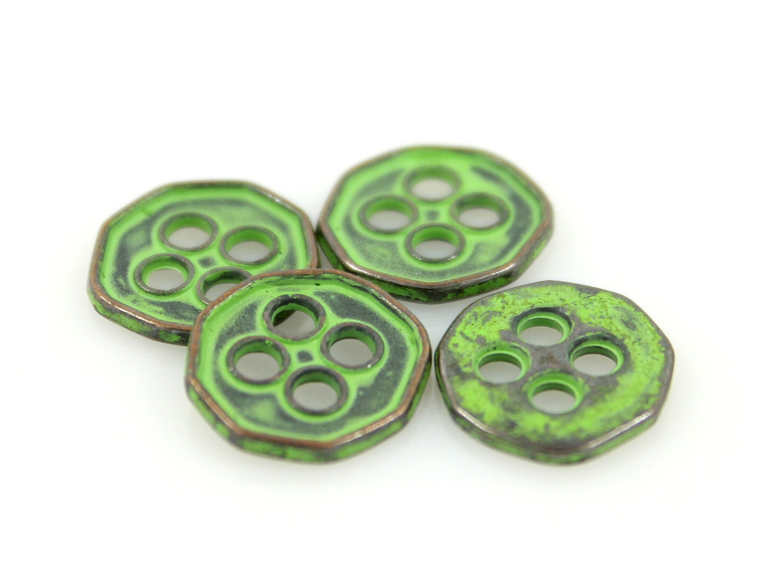 Metal Buttons - Heptagon Retro Green 4 Holes Buttons - 11mm - 7/16 Inch ...