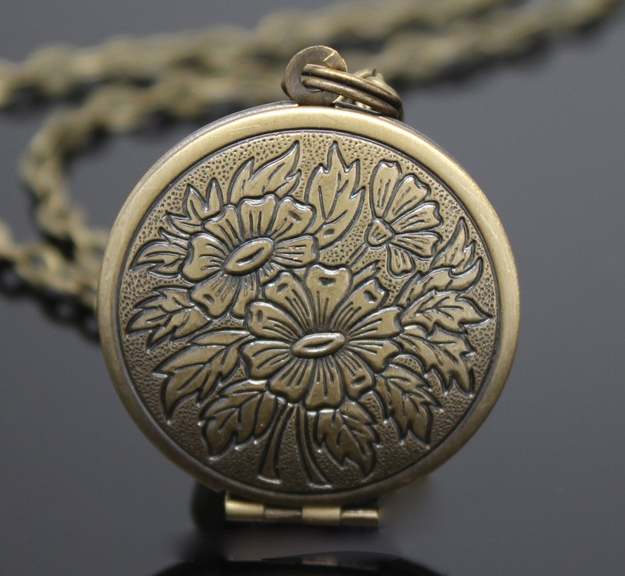 Mt Timpanogos LDS Temple Locket. FREE SHIPPING - Etsy