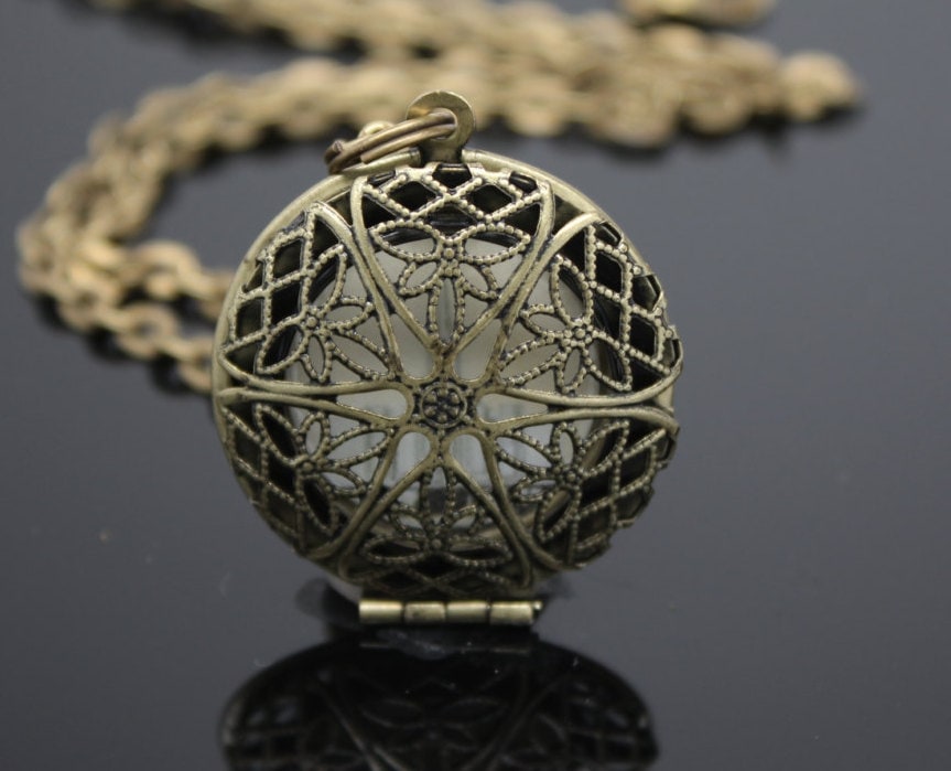 Salt Lake City Temple Locket. FREE SHIPPING - Etsy