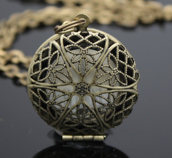 Provo Temple Locket. FREE SHIPPING - Etsy