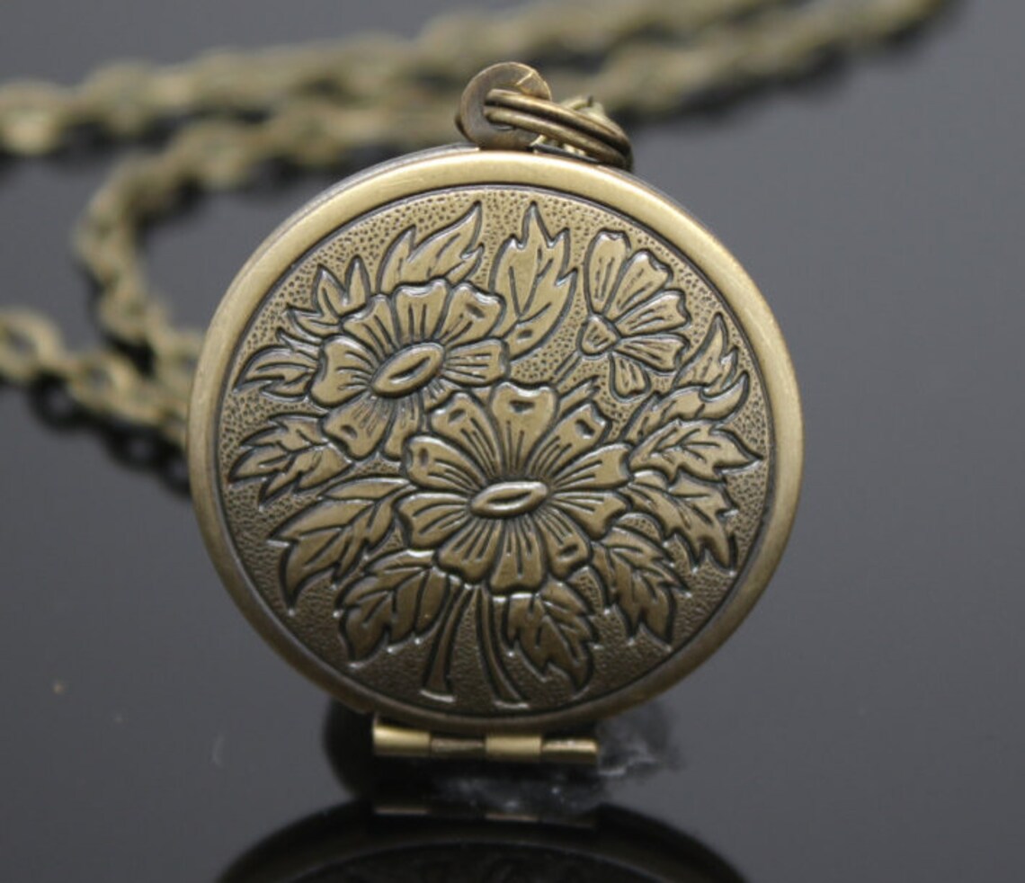 Provo Temple Locket. FREE SHIPPING - Etsy