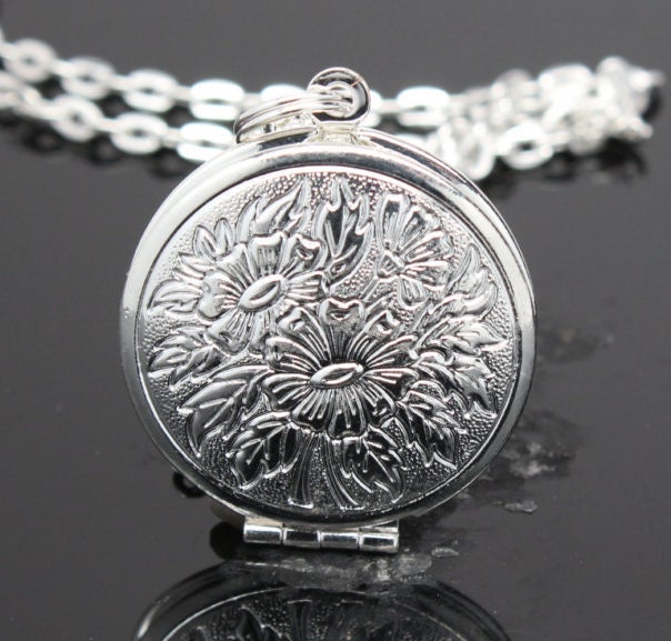 Manti Temple Locket. FREE SHIPPING | Etsy