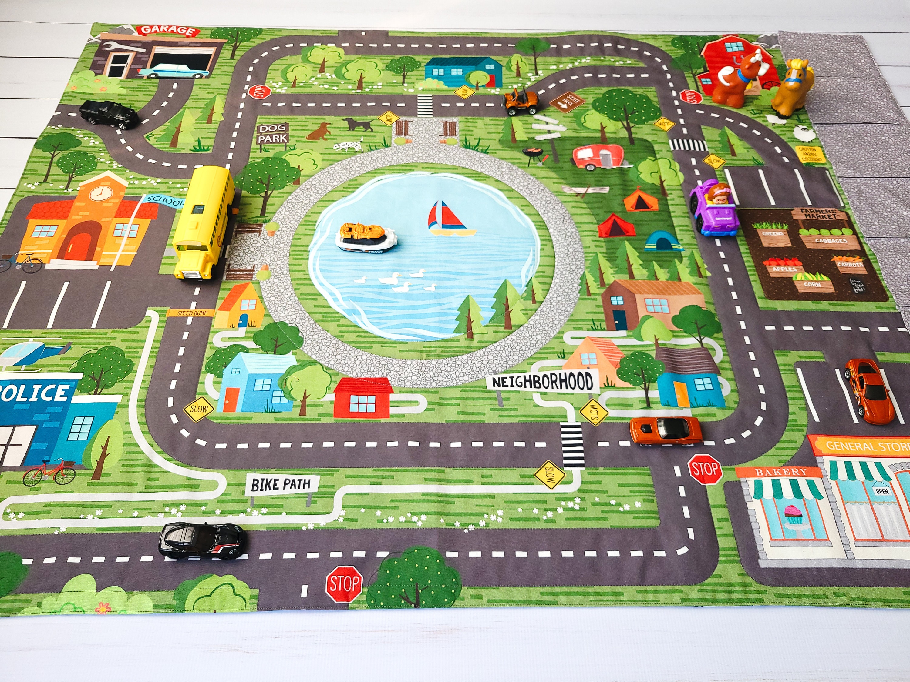 Road Play Mat for Toy Cars, Dolls and Farm Animal Toys - Fold up Travel ...