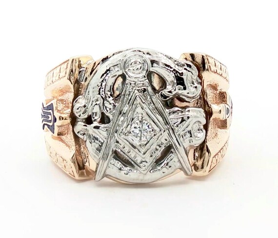 Vintage 10k Gold Masonic Ring: Freemason Symbol & Dia… - Gem