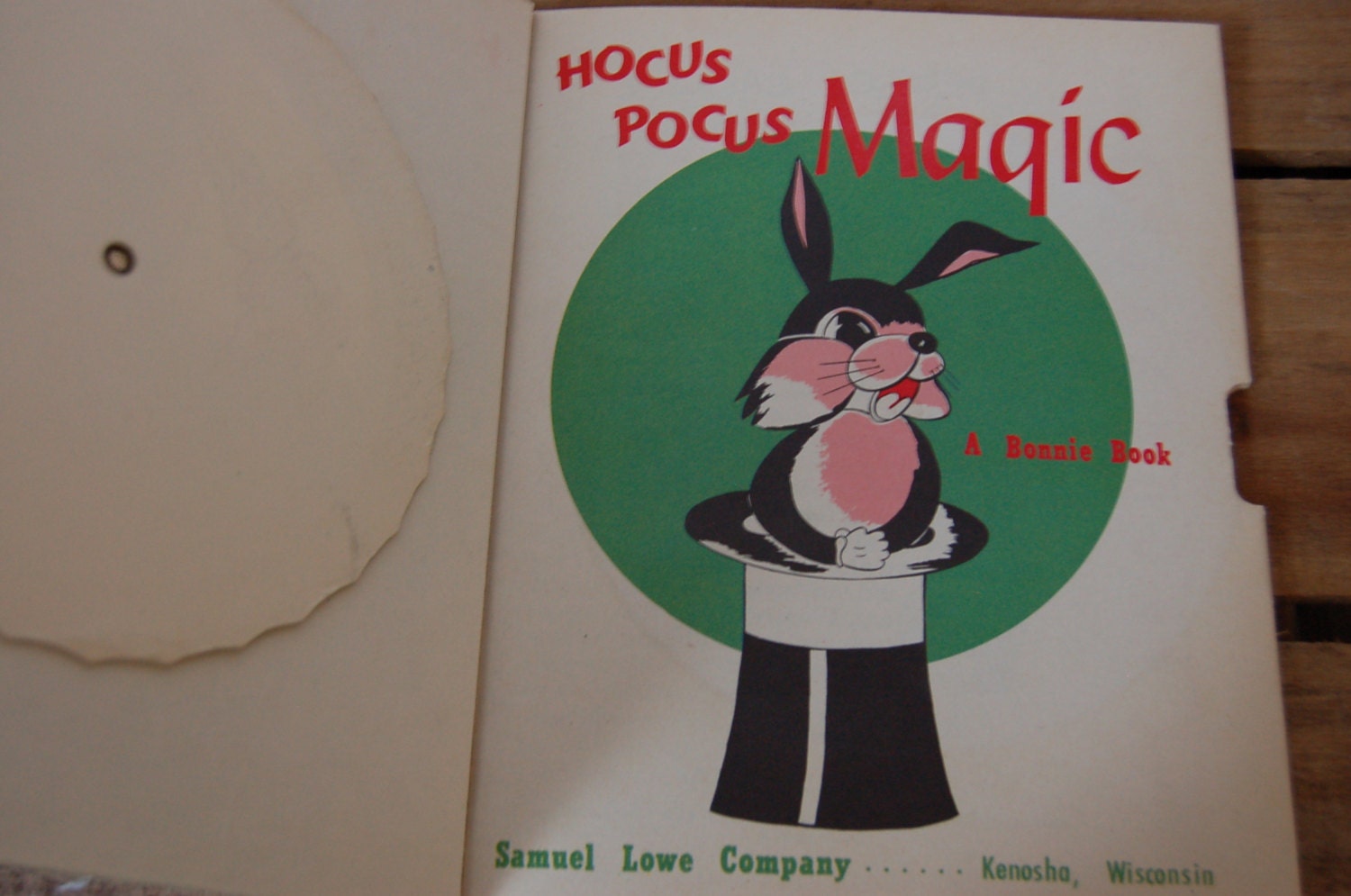 Hocus Pocus Magic Bonnie Spinwheel Book 1951 Printing Vintage Children ...
