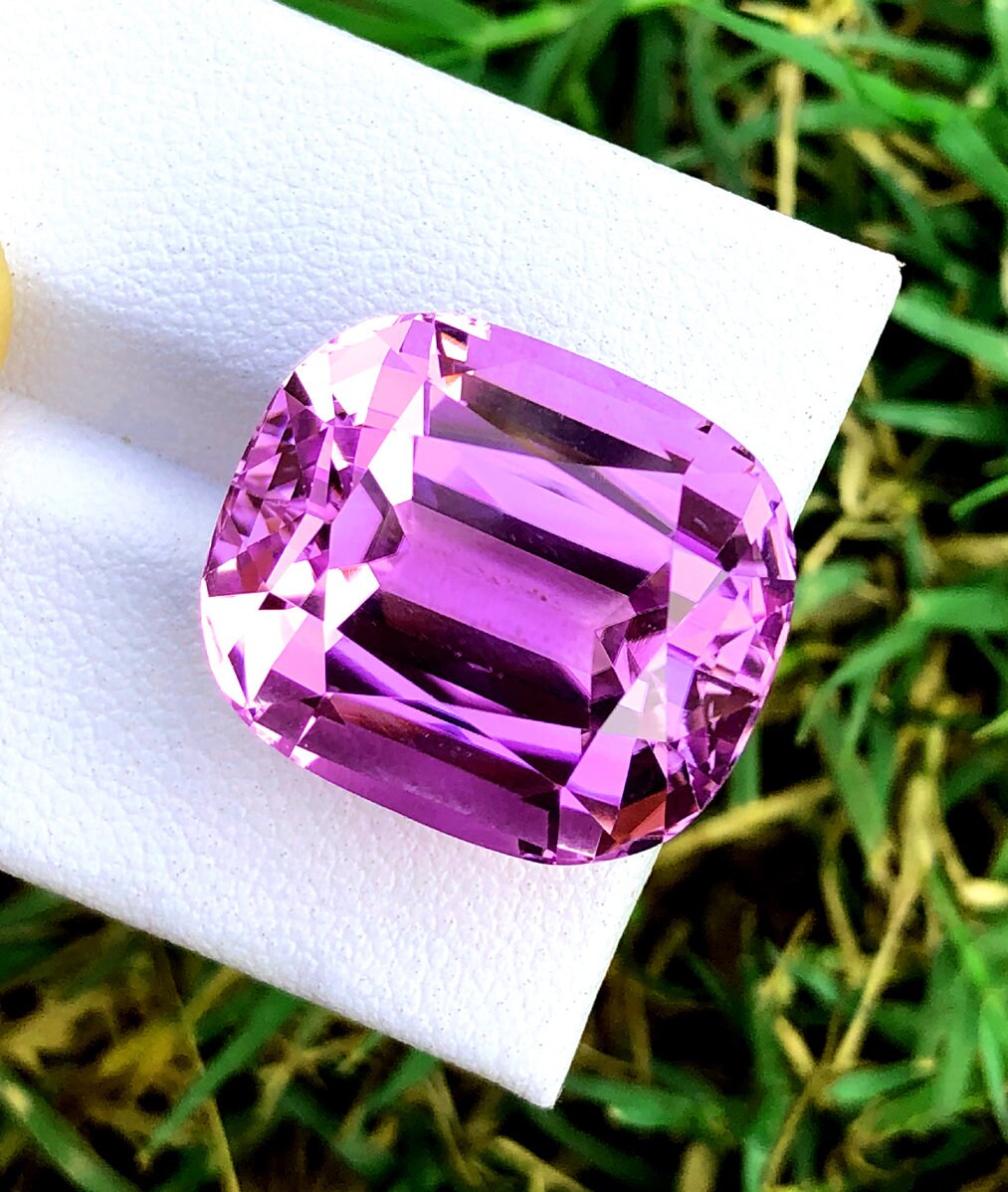 Natural Pink Kunzite Gemstone 32.60 cts 191713 mm | Etsy
